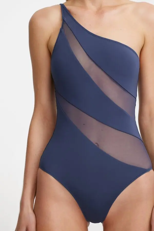 Significant Other Maisy Maillot
