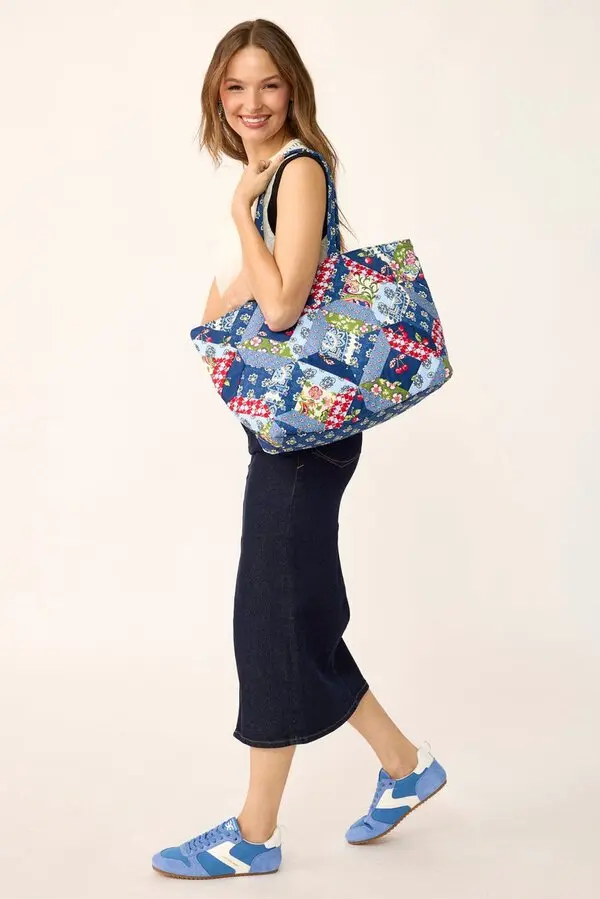 VERA BRADLEY Hathaway Tote Bag In Trellis Patchwork - Blue