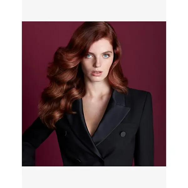 HAIR BY SAM MCKNIGHT Dressed To Kill Define And Defrizz Créme