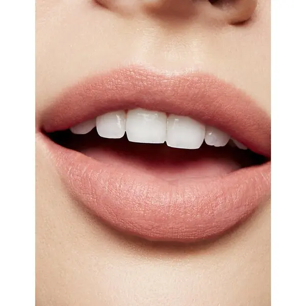MAC COSMETICS Powder Kiss Liquid Lip Colour