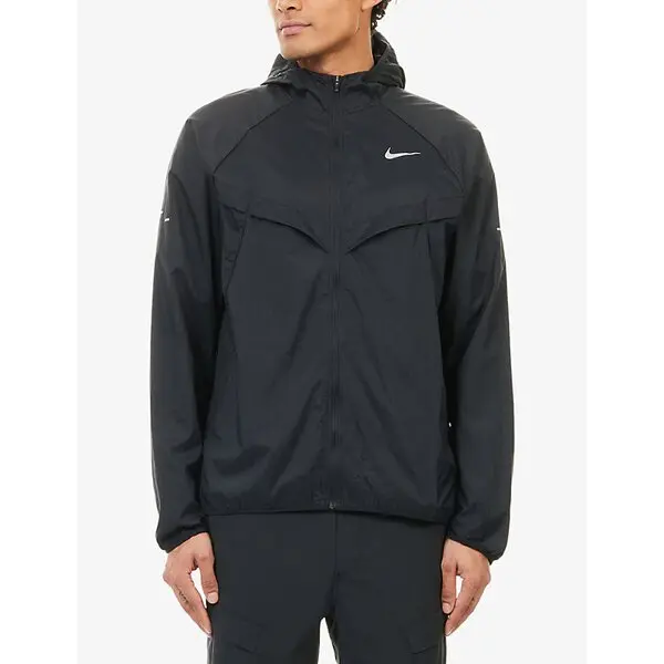 Nike Stride Hooded Shell Jacket
