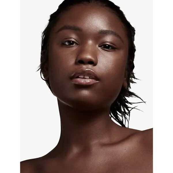 FENTY BEAUTY Eaze Drop Blur + Smooth Tint Stick 9g - 21