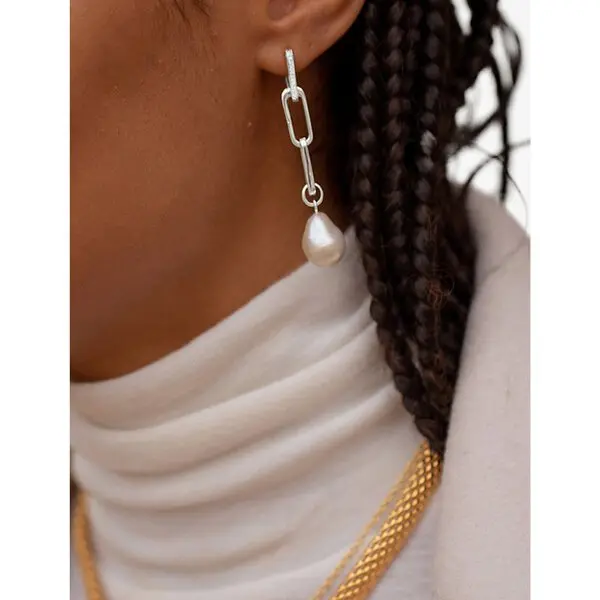 Monica Vinader Nura Baroque Pearl Charm