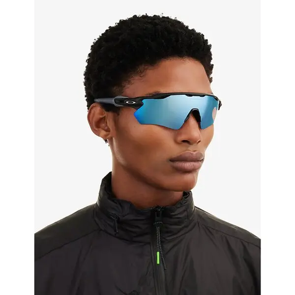 Oakley Rectangle Frame Sunglasses - Black