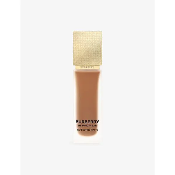 Burberry Beyond Wear Perfecting Matte Foundation 30ml - 120 Deep Neutral