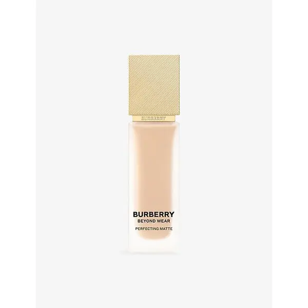 Burberry Beyond Wear Perfecting Matte Foundation 30ml - 30 Light Neutral