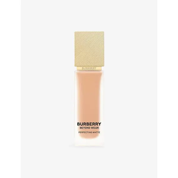 Burberry Beyond Wear Perfecting Matte Foundation 30ml - 70 Medium Cool