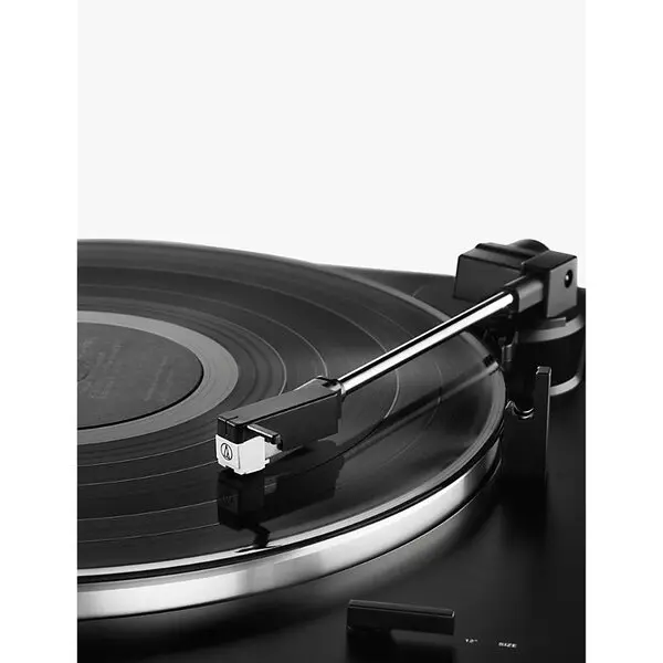 AUDIO-TECHNICA Lp60xbt Fully Automatic Turntable - Black