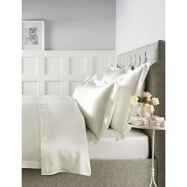 THE WHITE COMPANY Audley Silk Fitted Sheet