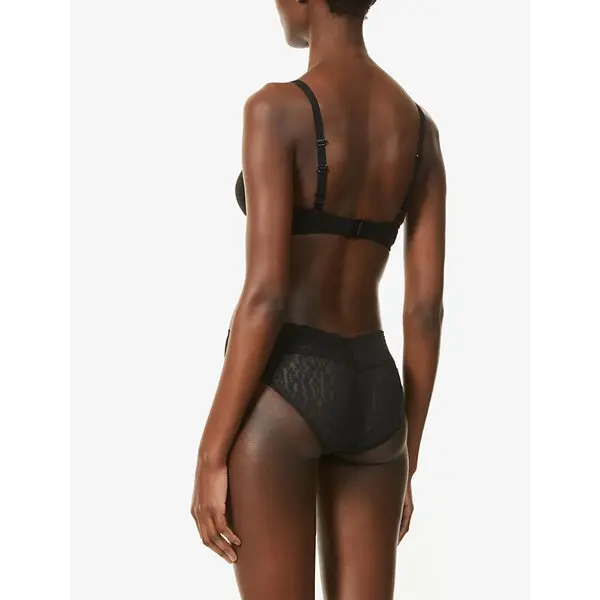 Wacoal Halo Stretch-lace Moulded Underwired Bra