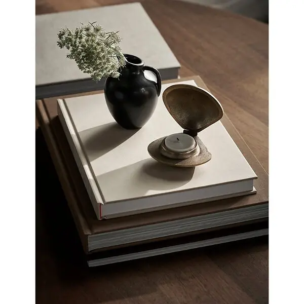 FERM LIVING Clam-shaped Tea Light Holder
