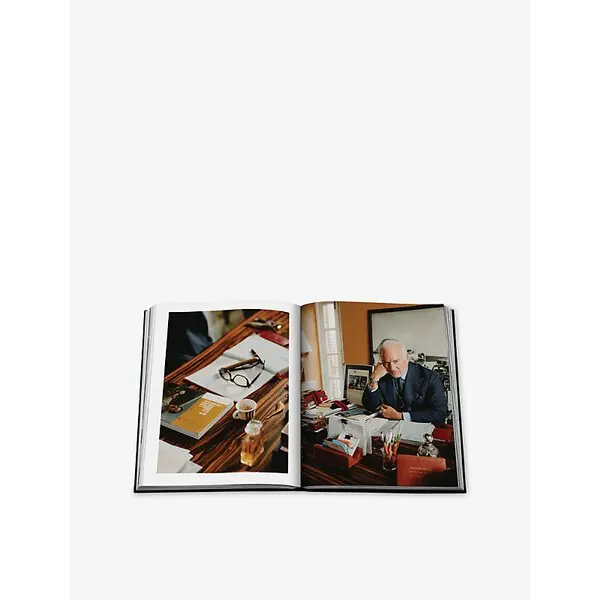 WH SMITH Classic London Chic Hardback Book