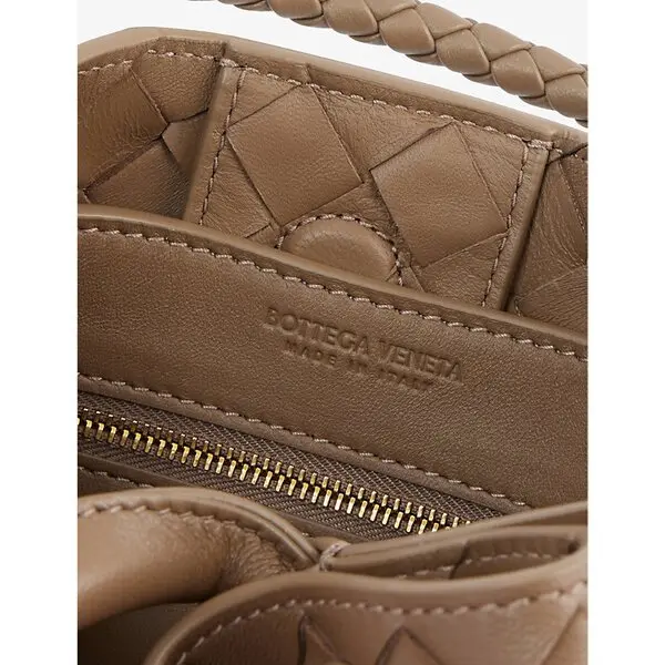 Bottega Veneta Small Andiamo Leather Top-handle Bag - Pinecone-m B-pinec
