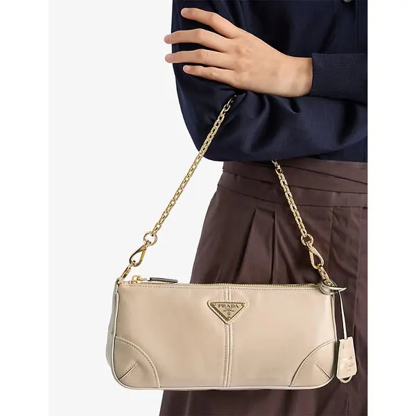 Prada Re-edition 2002 Medium Leather Shoulder Bag - Neutral