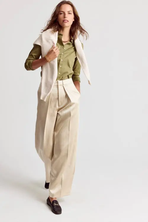 The Shirt By Rochelle Behrens The Icon Shirt - Olive