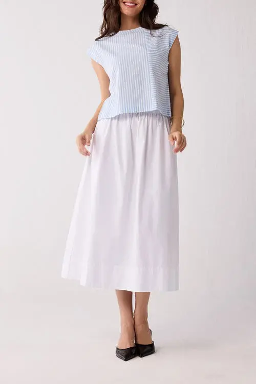 REISTOR Button-back Striped Top - Cloudline