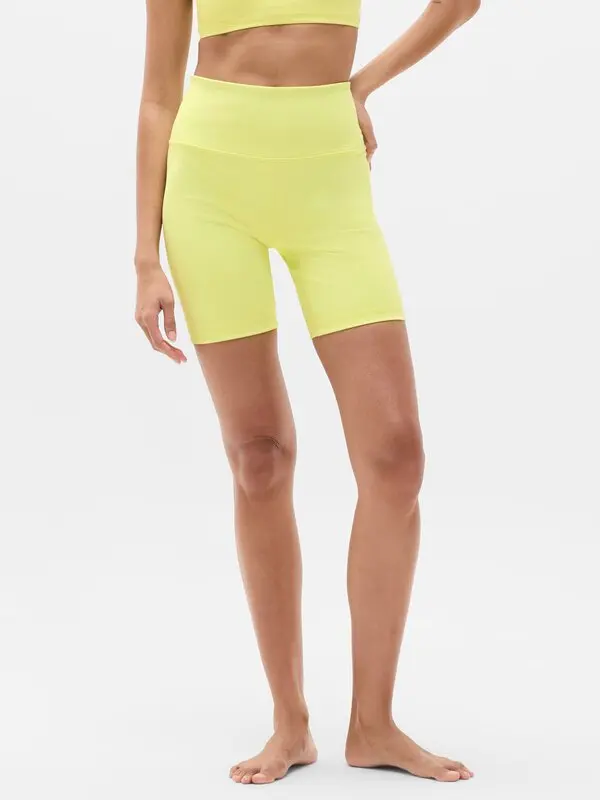 Athleta Elation Ultra High Rise 7" Short