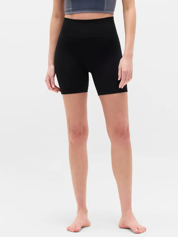 Athleta Recharge Seamless 5" Short - Black Rib