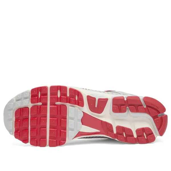 Nike Zoom Vomero 5 Sneaker - Red/bone/sail
