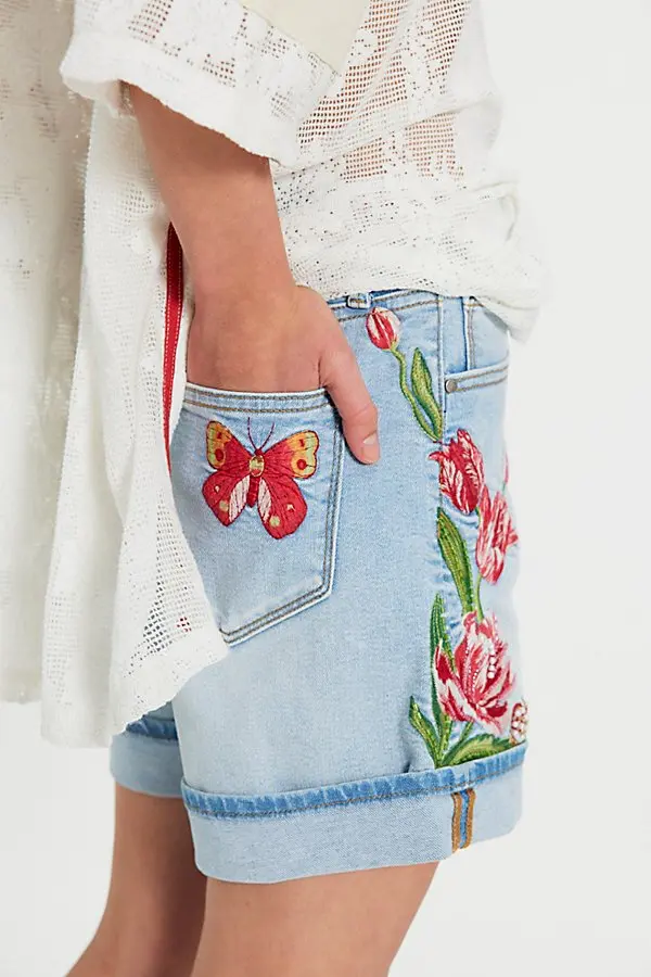 DRIFTWOOD Aria Beaded Denim Shorts - Twirly Tulips