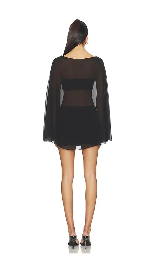 Superdown Danni Poncho Set