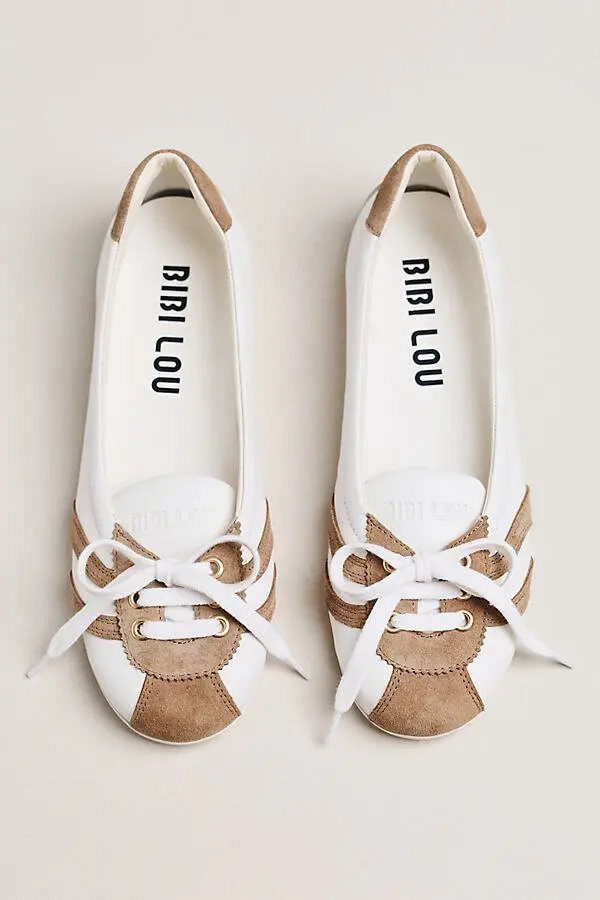 BIBI LOU Lace-up Sneaker Flats - Blanco