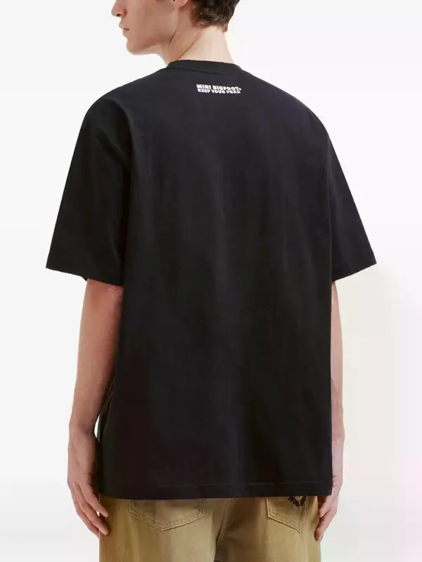 FINGERCROXX Round-neck T-shirt - Black