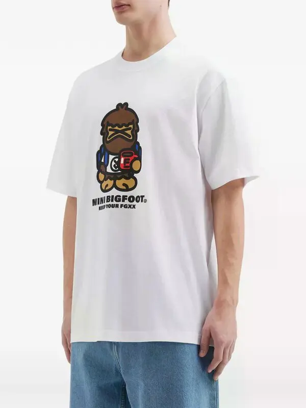 FINGERCROXX Graphic T-shirt