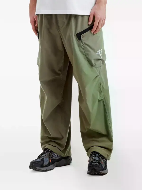 FINGERCROXX Lateral-pocket Trousers
