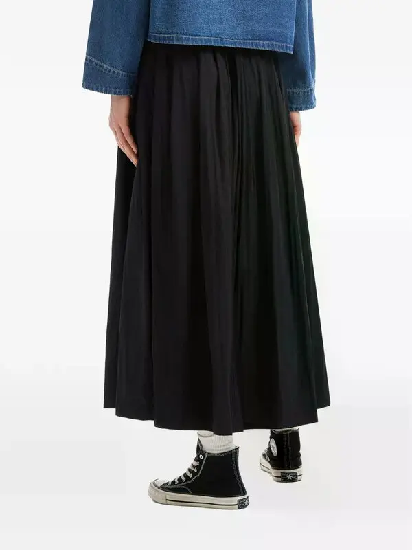 FINGERCROXX Buckle Pleated Skirt