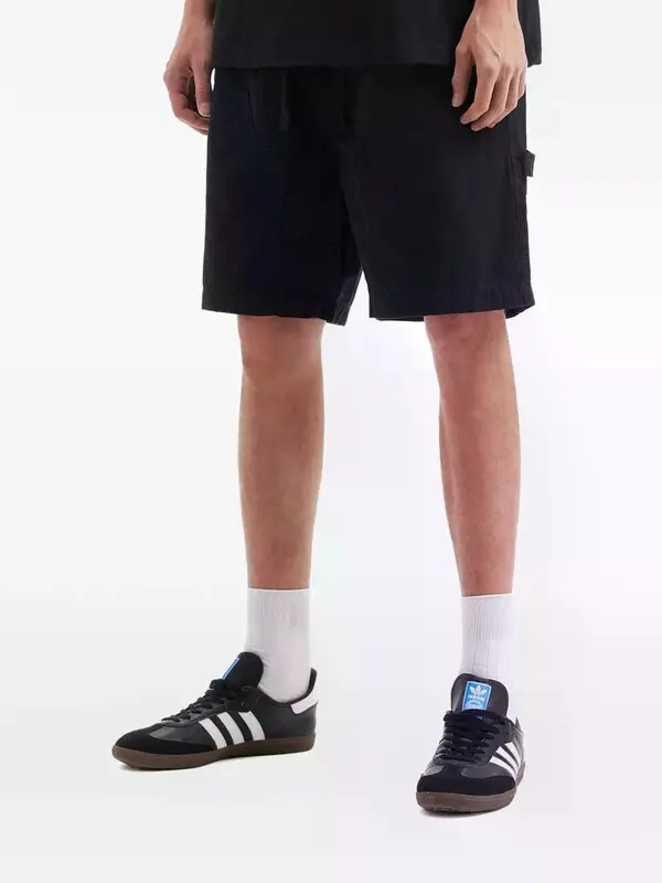 FINGERCROXX Multi-pocket Shorts - Black