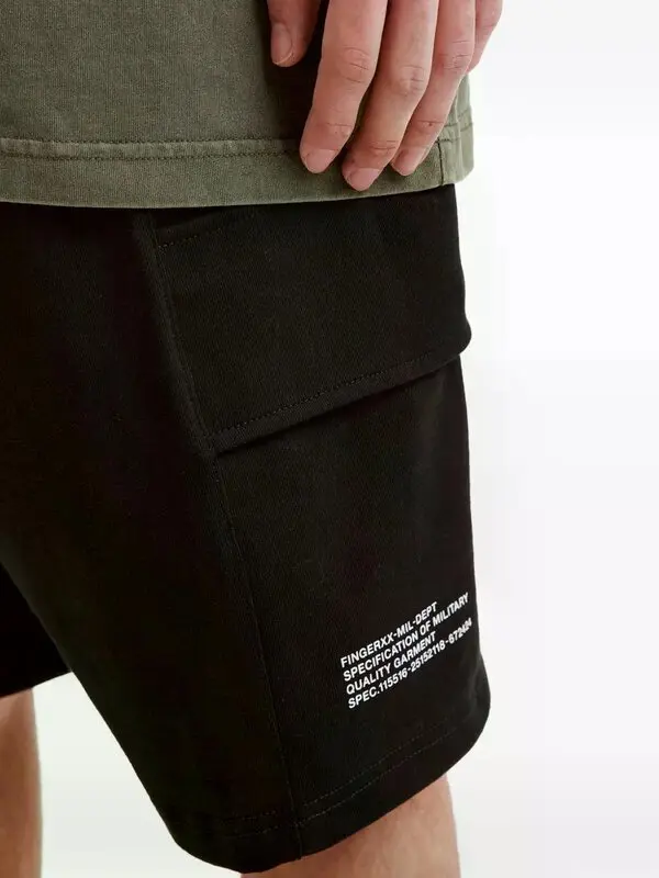FINGERCROXX Shorts