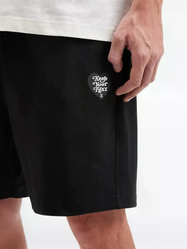 FINGERCROXX Logo Patch Drawstring Shorts - Black