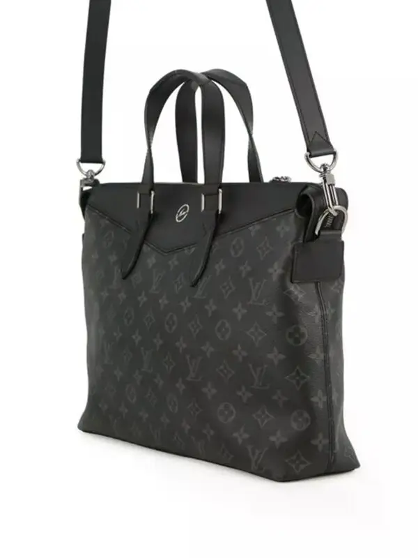 LOUIS VUITTON 2016 Monogram Eclipse Explorer Business Bag