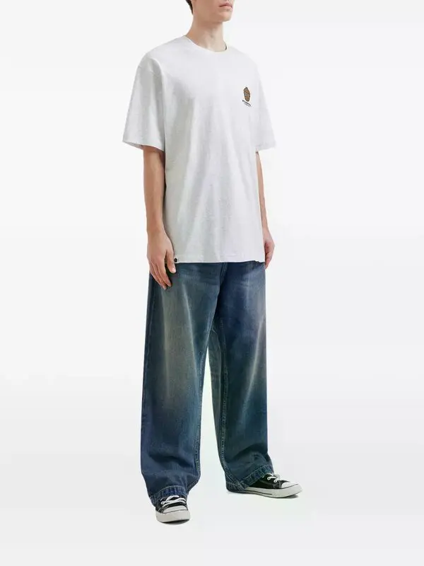FINGERCROXX Graphic T-shirt - Grey