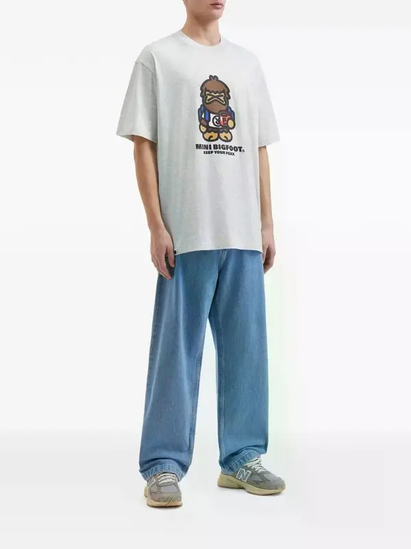 FINGERCROXX Graphic T-shirt - Grey
