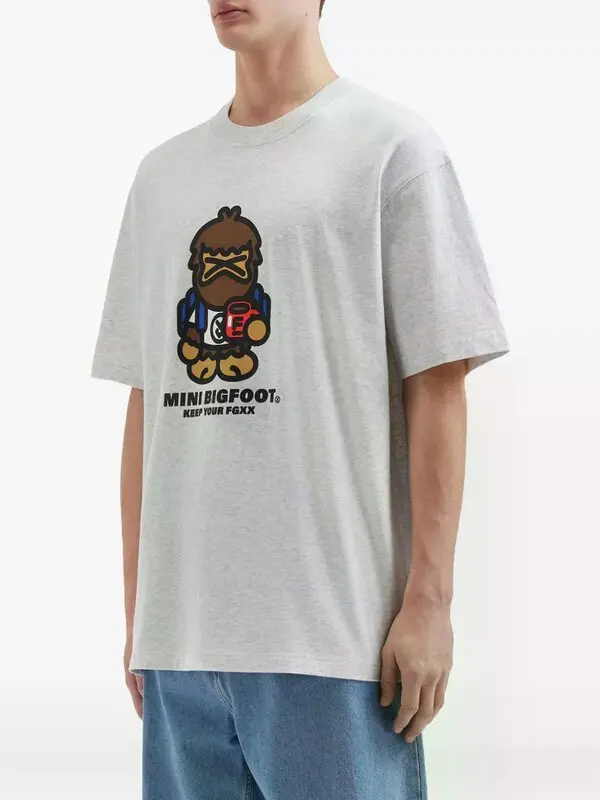 FINGERCROXX Graphic T-shirt - Grey