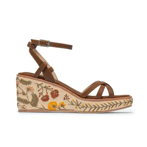 Bernardo Cario Wedge Sandal - Saddle