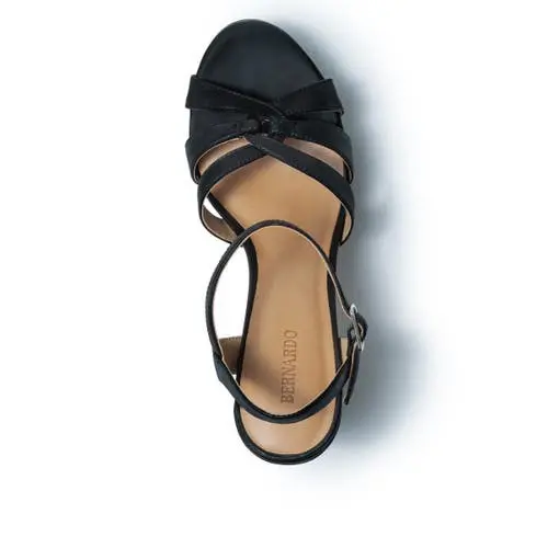 Bernardo Vittoria Platform Sandal - Black