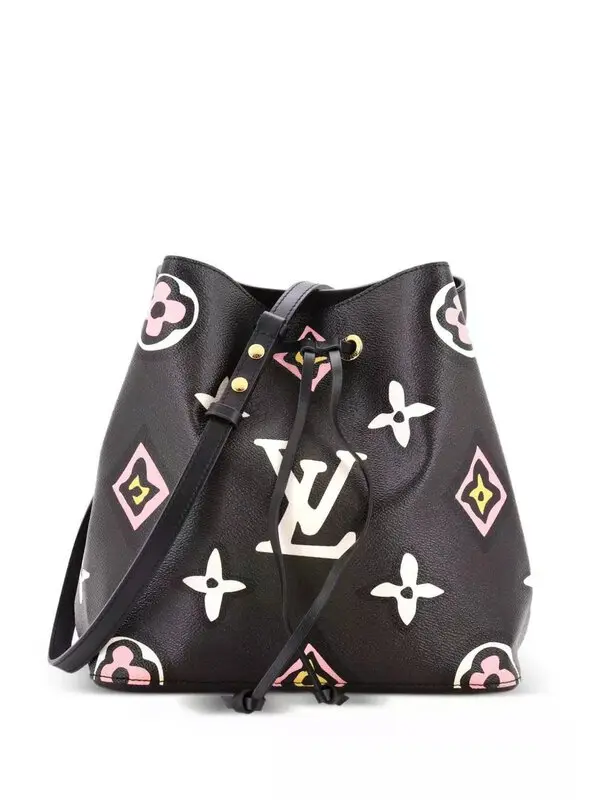 LOUIS VUITTON Neonoe Handbag Wild At Heart Monogram Giant Mm Bucket Bag - Black