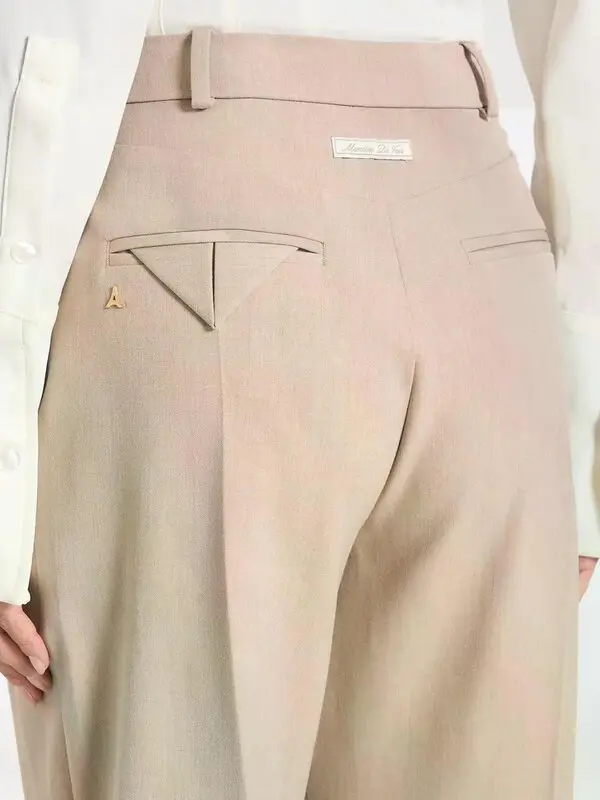 Manière De Voir Julie Tailored Twin Pleat Trousers - Neutrals