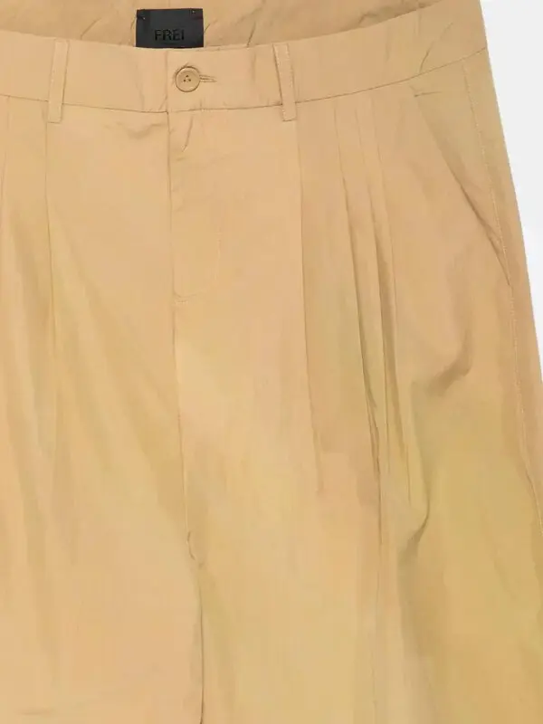 FREI-MUT Pleated Trousers - Neutrals