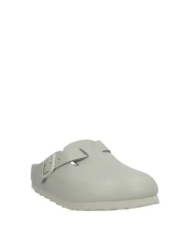 BIRKENSTOCK Leather Clogs With Buckle Detail - Light Grey