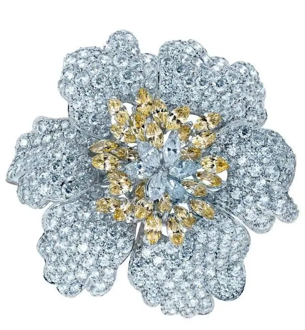 FANTASIA BY DESERIO Pave Flower Brooch - Yellow Gold Plated