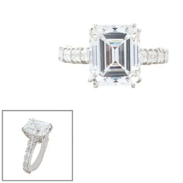 FANTASIA BY DESERIO Emerald Cut Ring - Yellow Gold