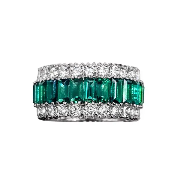 FANTASIA BY DESERIO Emerald And Round Wedding Band - White Gold