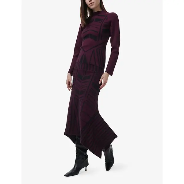 LEEM Geometric Slim-fit Knitted Top