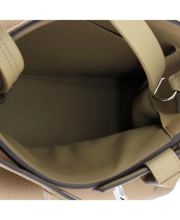 Hermès Medor Togo Handbag - Neutral