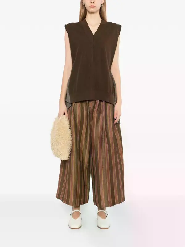 UMA WANG Sleeveless V-neck Top