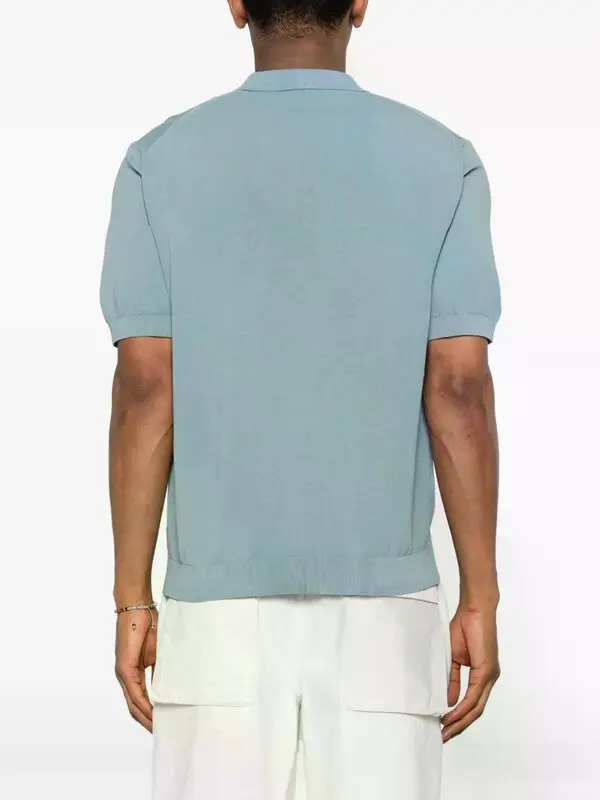 04651 / A TRIP IN A BAG V-neck T-shirt